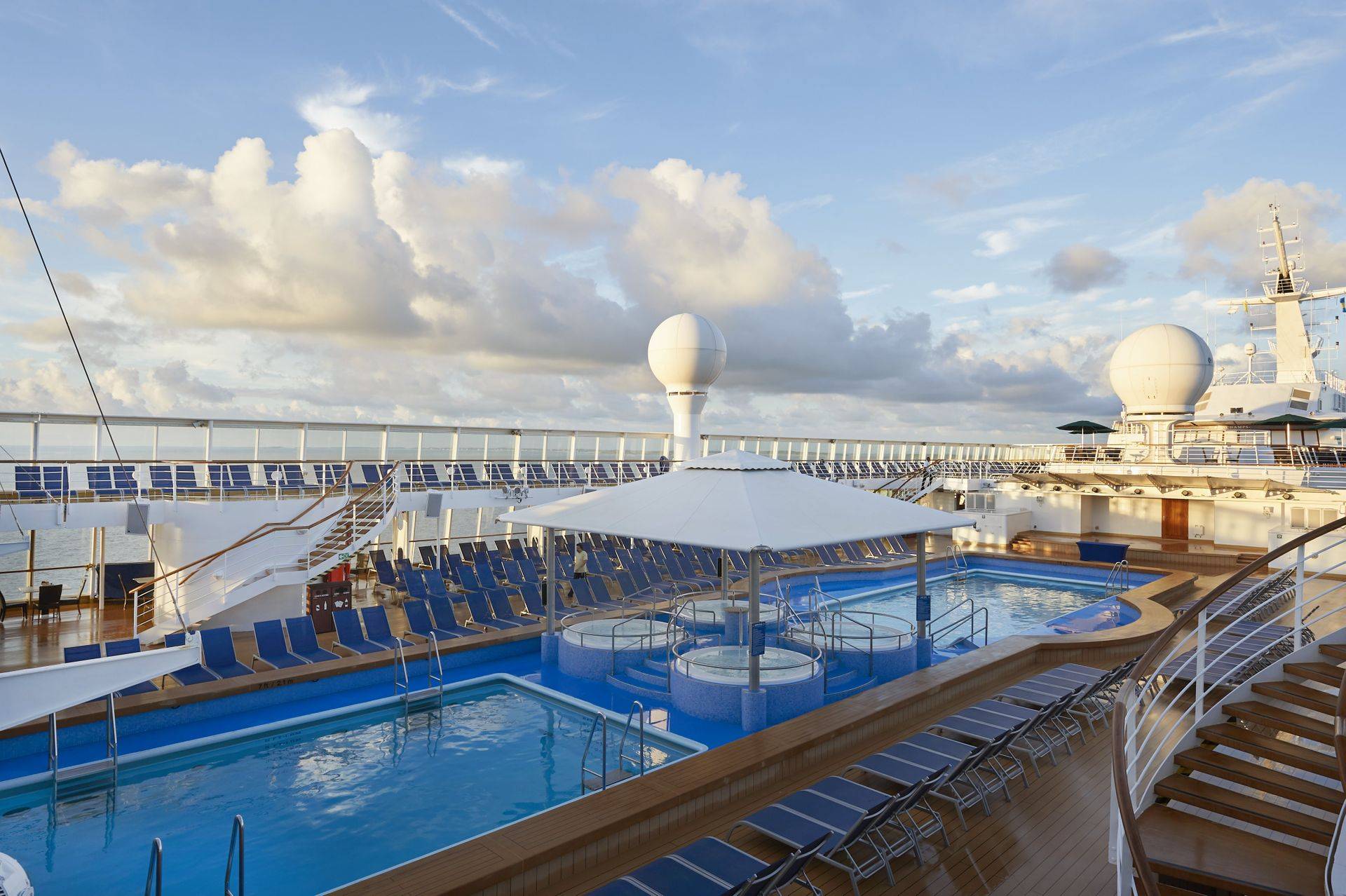 挪威太陽號Norwegian Sun深度遊覽亞洲.歐洲郵輪假期